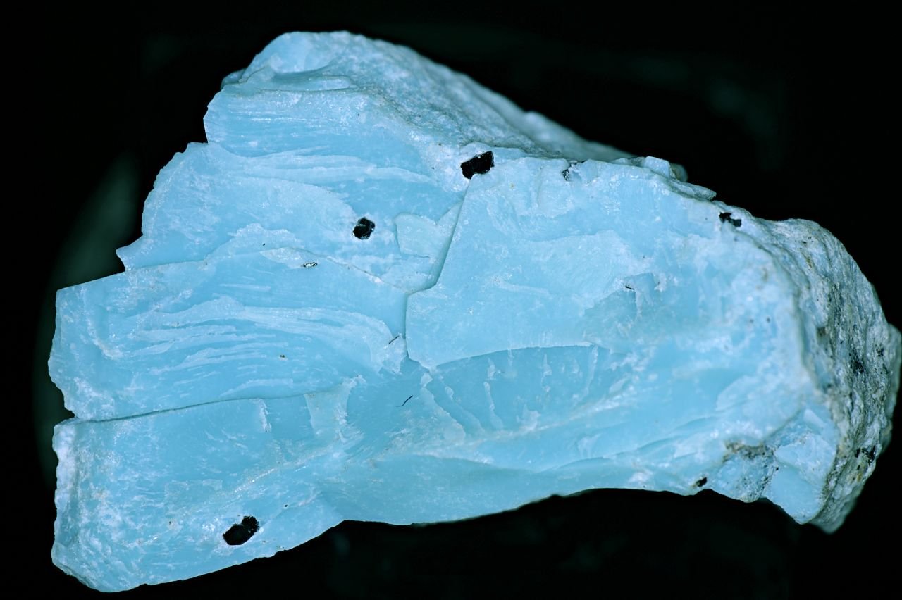 Allophane – Minerals of Australia